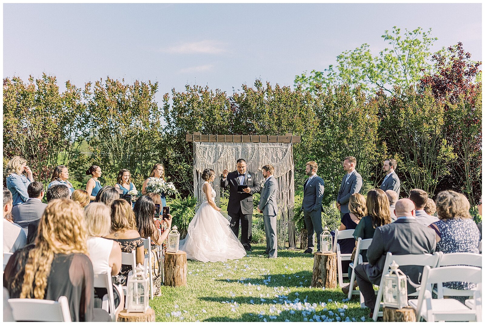 Spring Maryland Wedding | Flora Corner Farm - brigitterenee.com